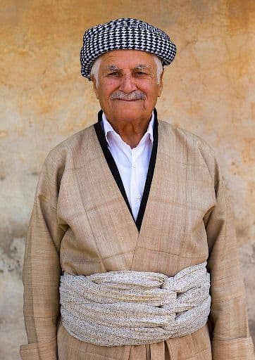 What Modern Day Iraqi People Wear (Iraqi Clothing)